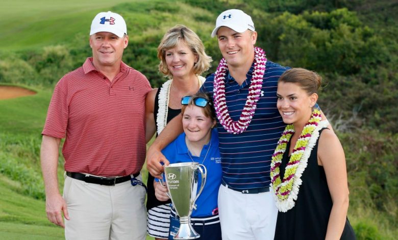 Jordan Spieth snaps happiest family photo on his private jet – My Blog