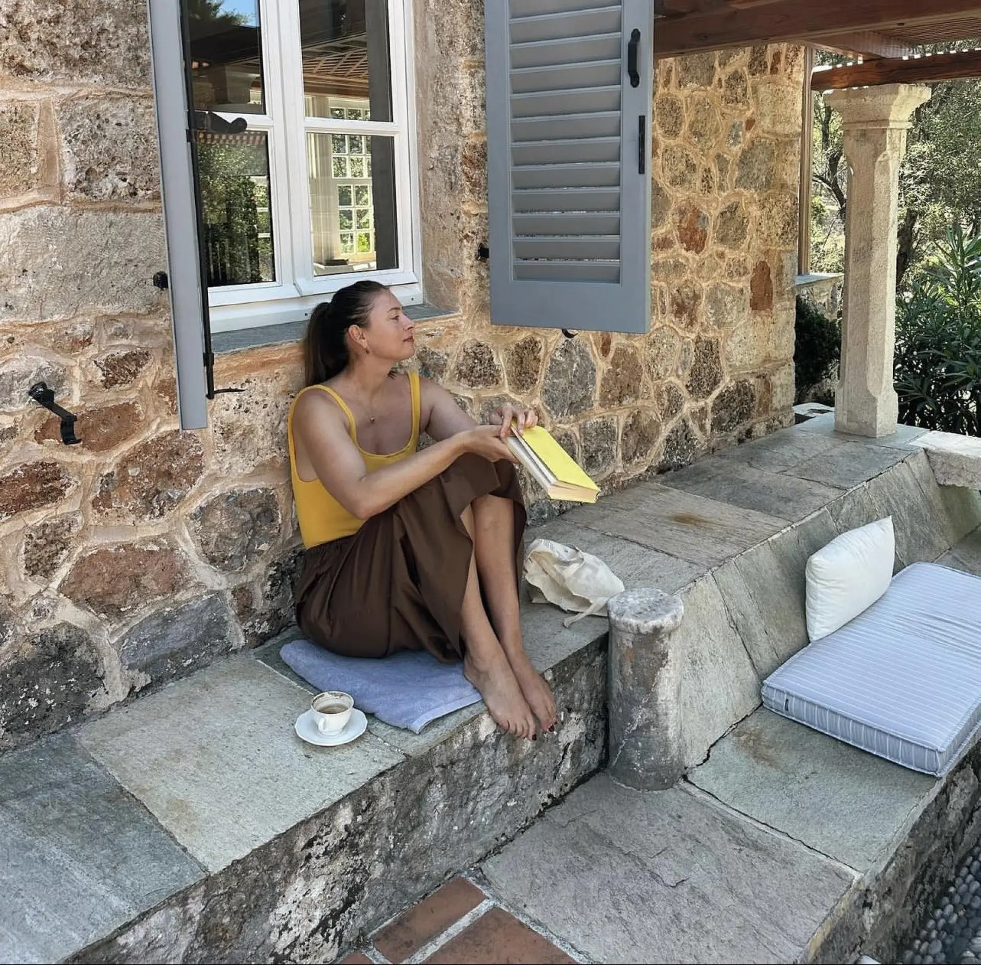 Photos: Maria Sharapova shows how Greece vacation has been going – My Blog